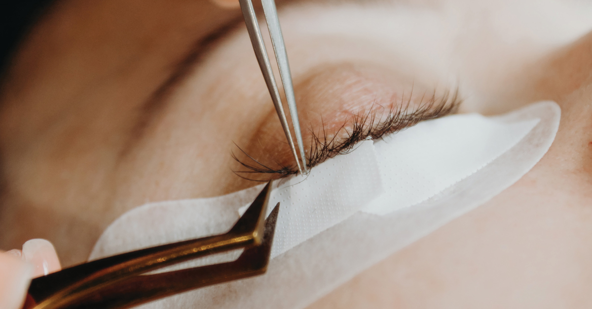 Lash Removal Houston | Expert Eyelash Extension Removal At Lashes By Aree